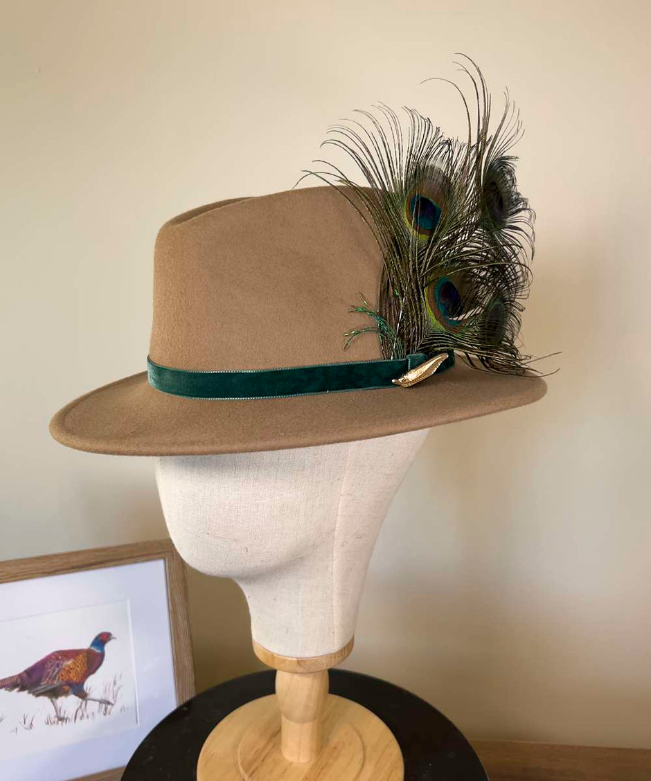 Fedora Hats with Feathers %%sep%% Country Inspired Designs - Fedora Hat ...